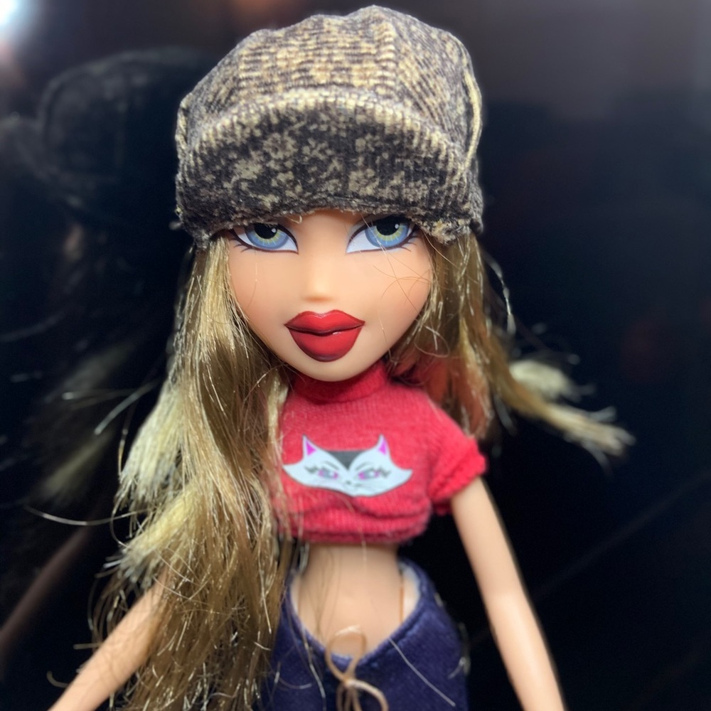 Y2k Bratz Doll - Gem
